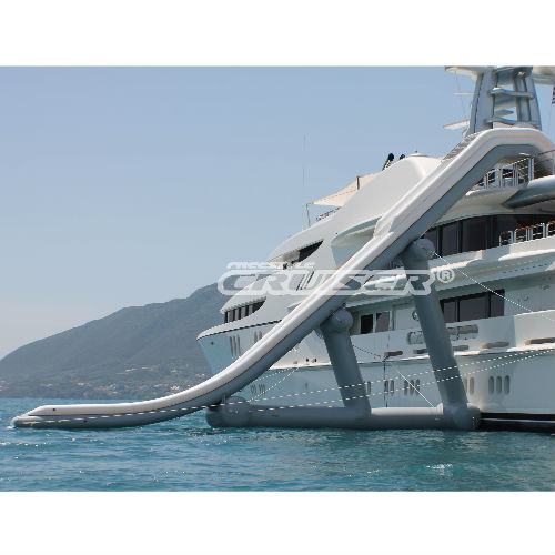 YACHT-FREESTYLE-SLIDE