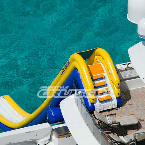 YACHT-FREESTYLE-SLIDE